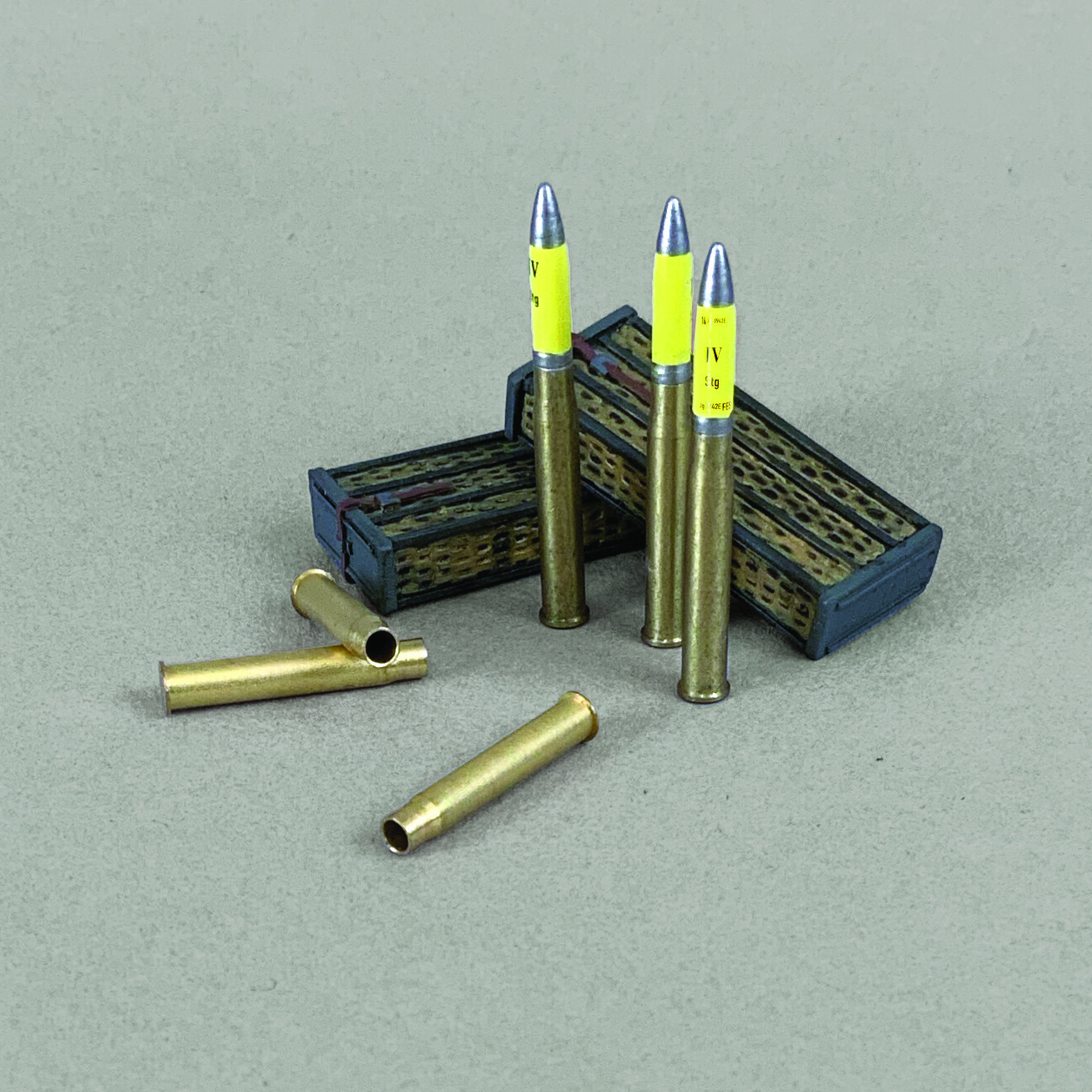 W.Britain 25087 German 88mm Dual Purpose Gun, High Explosive Shells ...