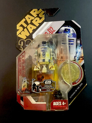 Hasbro 2006 Star Wars 30th 77-07 R2-D2 Gold Coin Revenge of the Sith ...