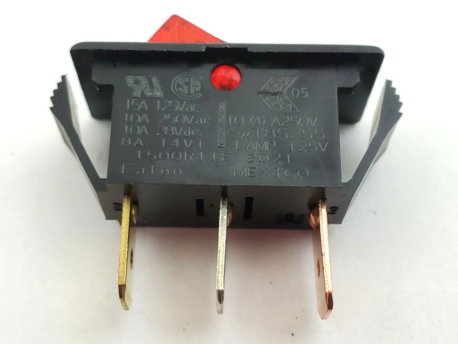 Eaton 1500R11E Rocker Switch SPST 2 Position On-Off 15A 125V QC Tabs ...