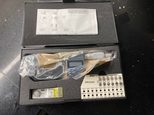 Mitutoyo Digital Thread Micrometer 326 351 30 - Inc Metric Anvil ...