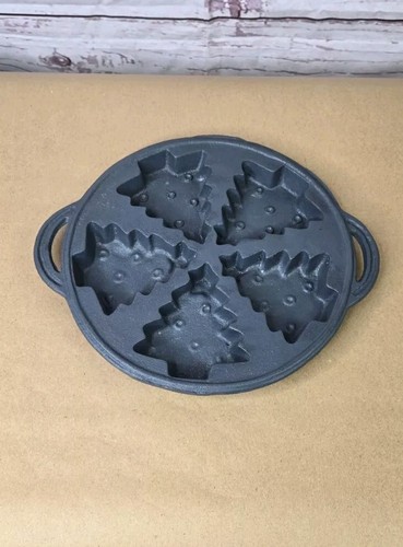 Vintage Cast IRON CHRISTMAS TREE Cookie Mold Muffin Pan Cornbread ...