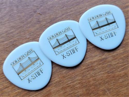 Golden Gate MP-124 Mandolin Pick Rounded Triangle EX Heavy - 3 PK WHITE ...