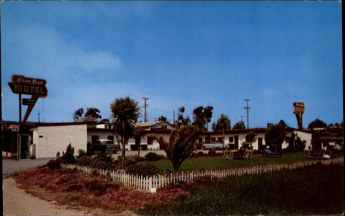 Mercer Manor Motel ~ Seaside California ~ 1950s cars ~ unused vintage ...