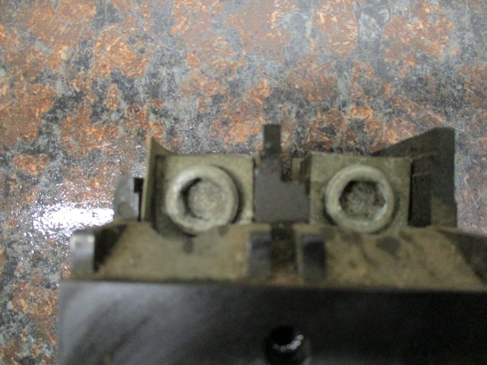 Square D Q2M2200MT 200 Amp 2 Pole Circuit Breaker Type Q2MT Bolt On 120 ...