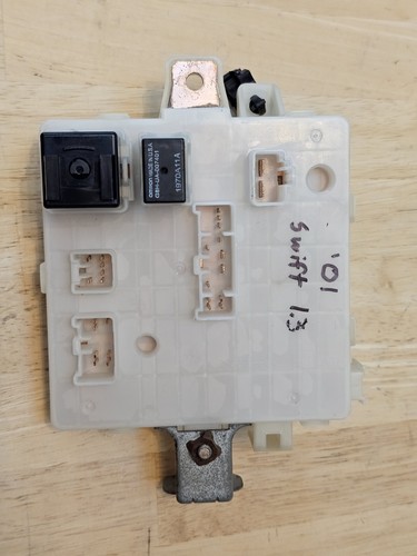 1997-2001 Geo Chevy Metro Fuse Junction Block Box Dash Suzuki Swift ...