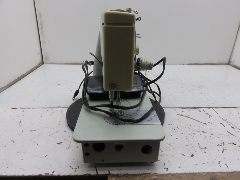 Singer 413 Stylist Zig Zag Sewing Machine - Untested As-is | eBay