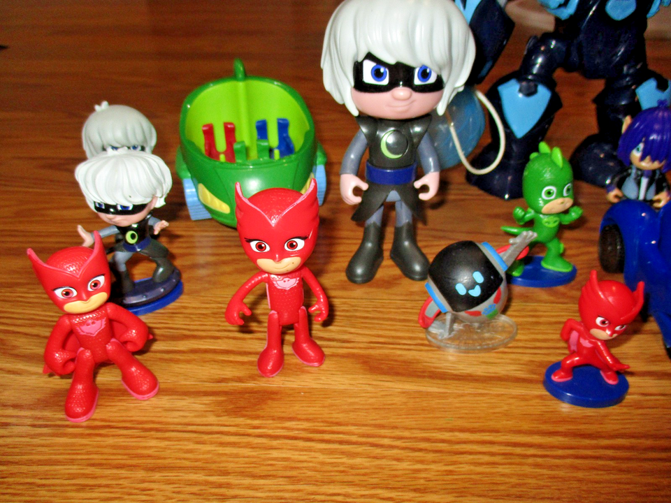 PJ Masks Toys Lot of 10+ Items, Robo Catboy, Owlette, Luna Girl, more ...