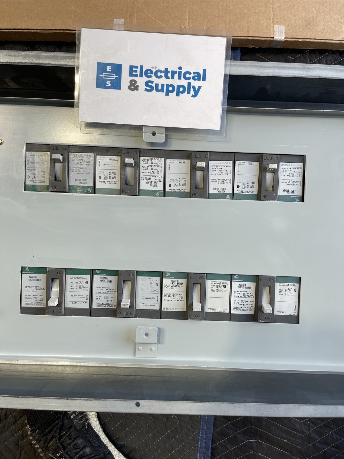Main Breaker complete panel 600 amp MLO 3 phase 3 wire with 250 amp ...
