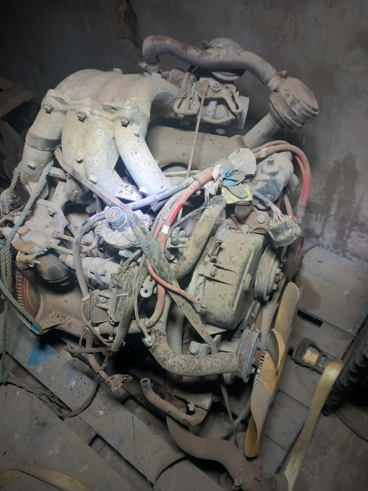 Ford Transit Banana Engine 2.5L Mechanical Pump Manual EX St John's ...