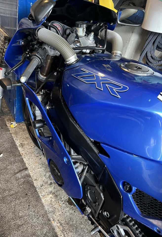 Ultra-rare Kawasaki ZXR400 L1 in metallic blue gitane | eBay UK
