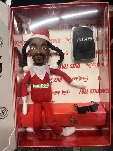 Snoop on the Stoop Snoop Dogg A Hood Tradition Christmas Red Plush ...