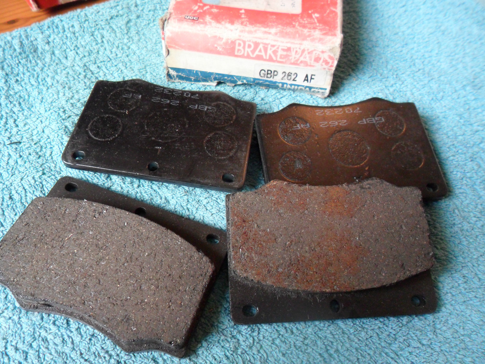 Unipart Ford P100 Granada 2.8 Brake Pad Set Ford Part No. GBP 262 AF ...