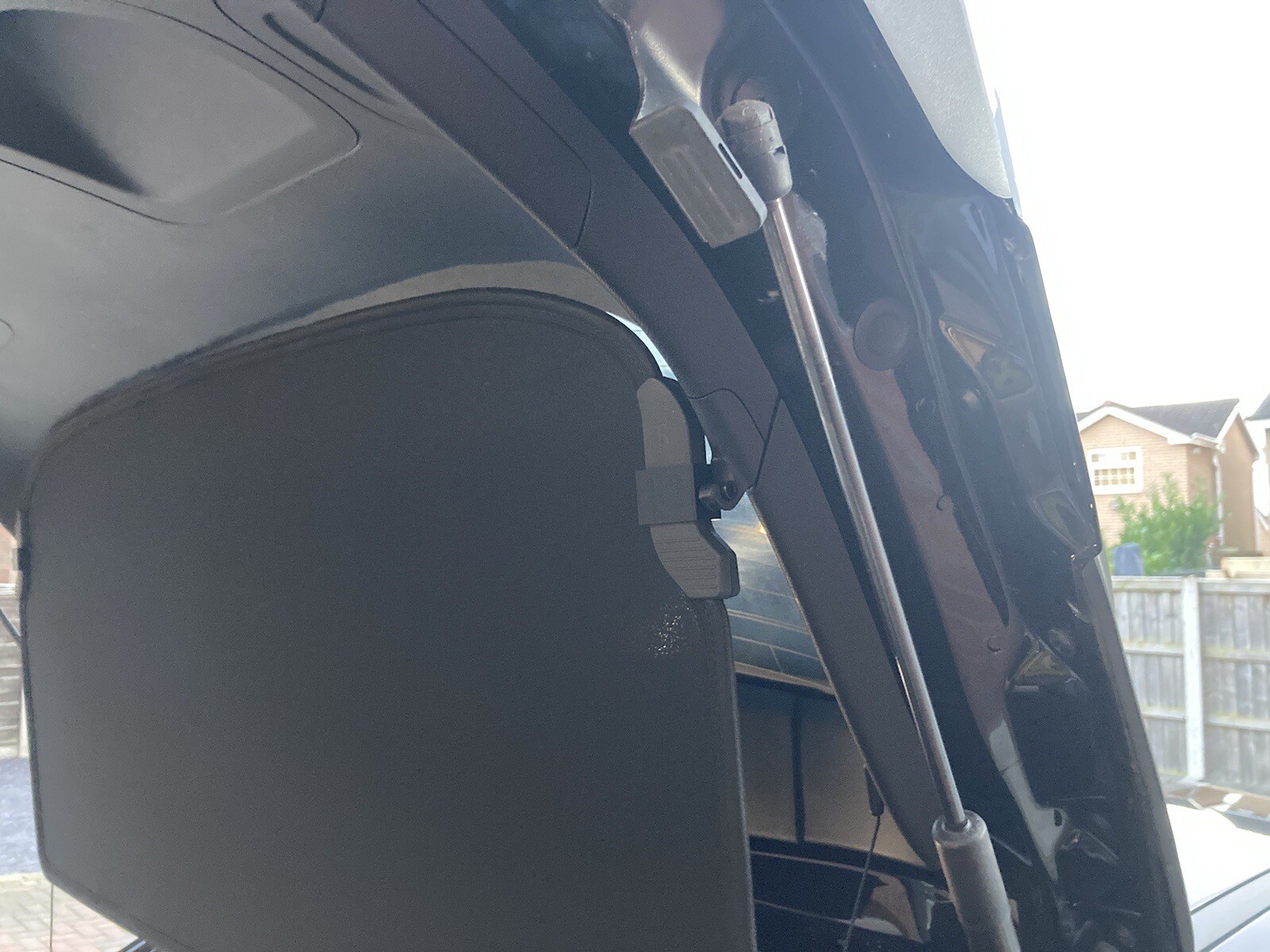 Ford Puma Parcel Shelf Bracket Clips - Great Design - Always Stays On ...