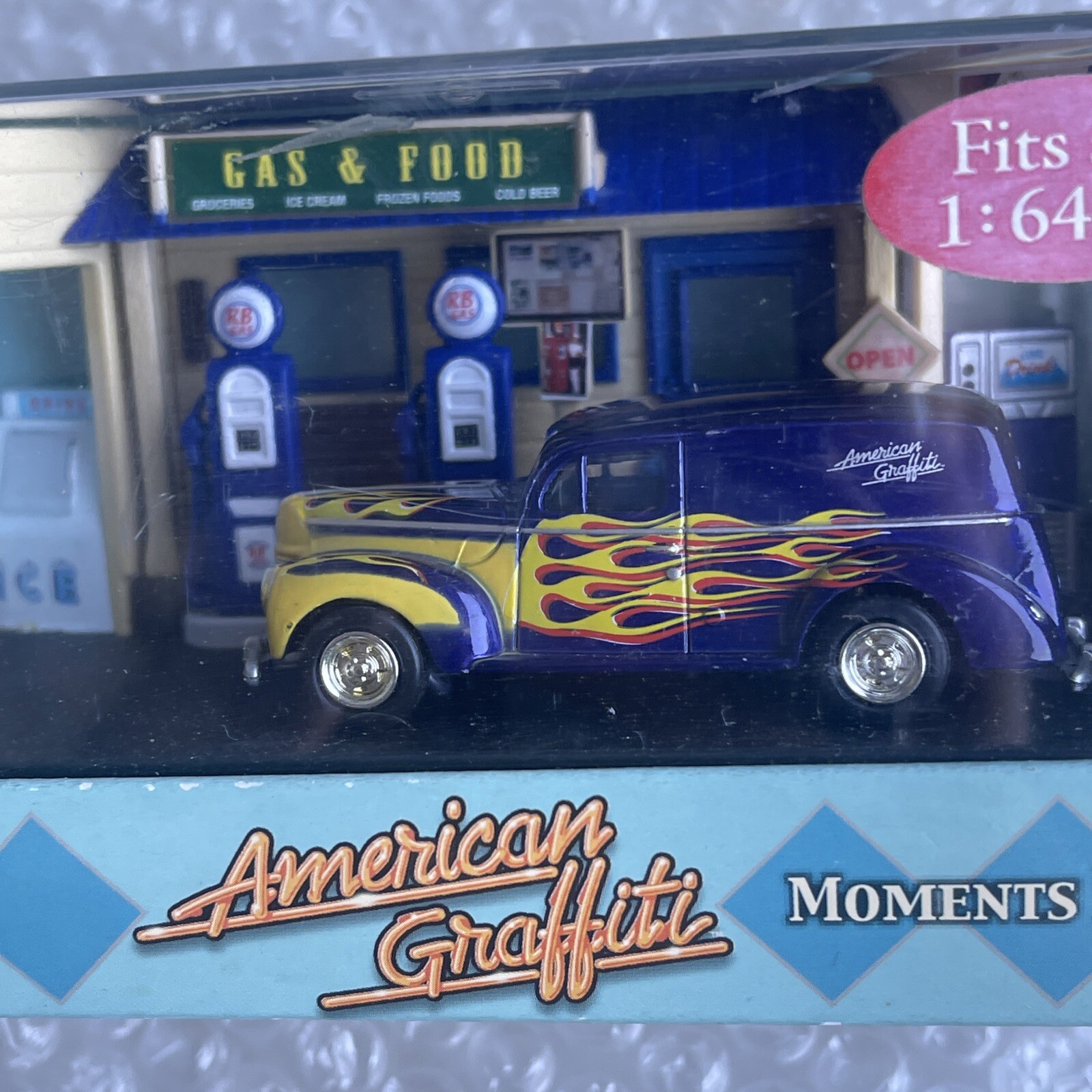 MOTOR MAX AMERICAN GRAFFITI MOMENTS IN TIME 1940 FORD SEDAN DELIVERY ...
