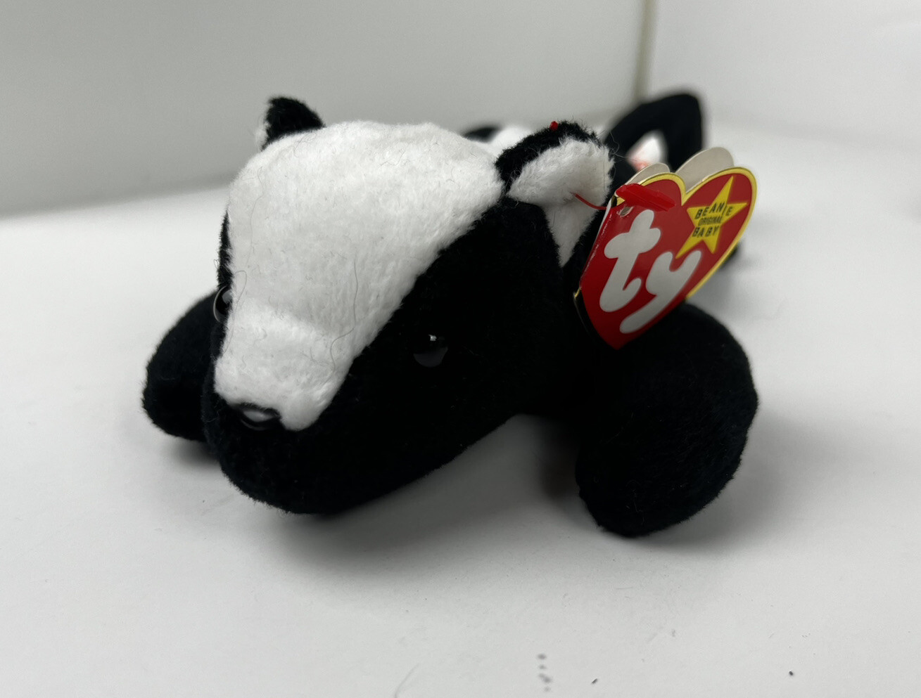 1995 Ty Beanie Baby - "Stinky" the Skunk - With Tags - PVC Pellets ...