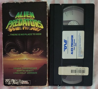 VHS: Alien Predators - Video Treasures Box, Trans World Entertainment ...