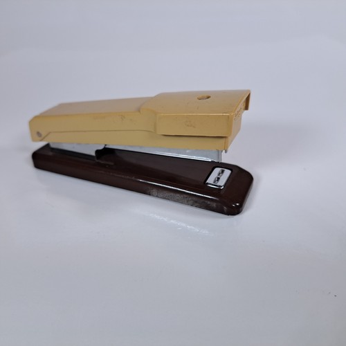 Swingline Stapler Plastic Brown Beige Made In Great Britain 4 3/4" | eBay