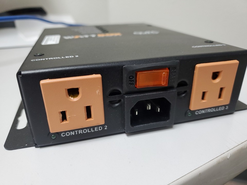 Wattbox 300 Series Power Conditioner Model WB-300-IP-3 | eBay