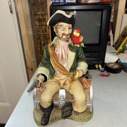 Waco Melody in Motion Porcelain Pirate and Parrot w/ Music Needs Work ...