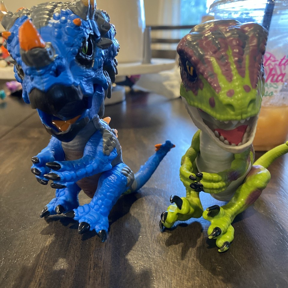 Fingerlings Untamed Interactive Dinosaurs Lot “Gamma” & Stealth Raptor ...