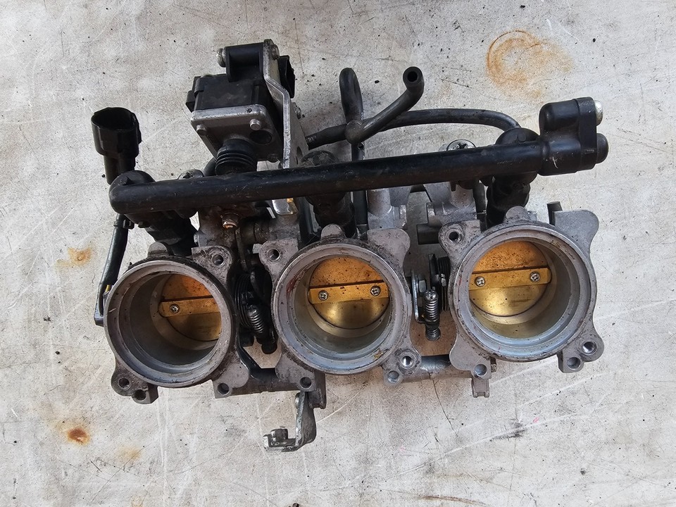 Triumph Street Triple 675 Throttle Bodies | eBay UK
