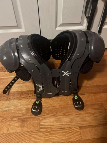X-tech Football Pads 18”-19” Medium Skill (SK) | eBay