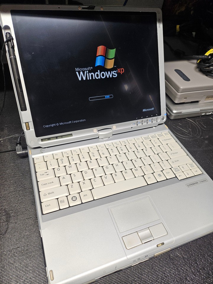Fujitsu Lifebook T4215 Wacom Tablet - 1.83ghz - 2GB - 40GB - Windows XP ...