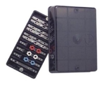 Clipsal METER TEST TERMINAL BLOCK CLI1008 210x153x55mm 1-Core, 4-10mm ...