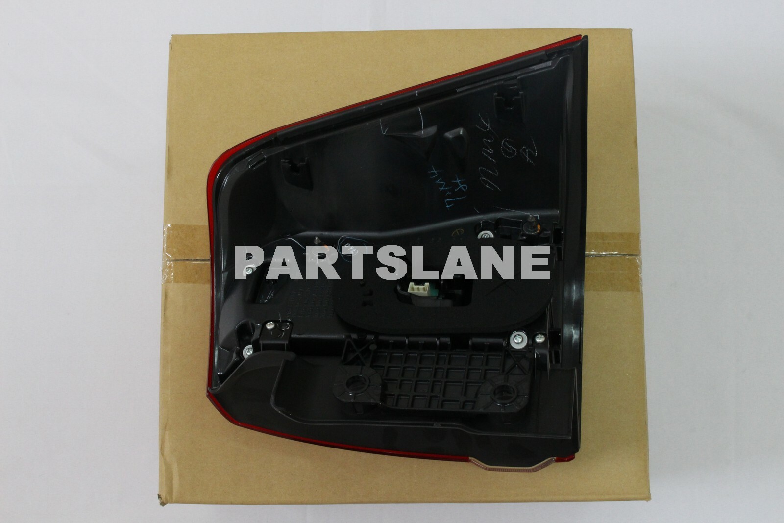 81561-60750 Toyota OEM Genuine LENS & BODY, REAR COMBINATION LAMP, LH ...