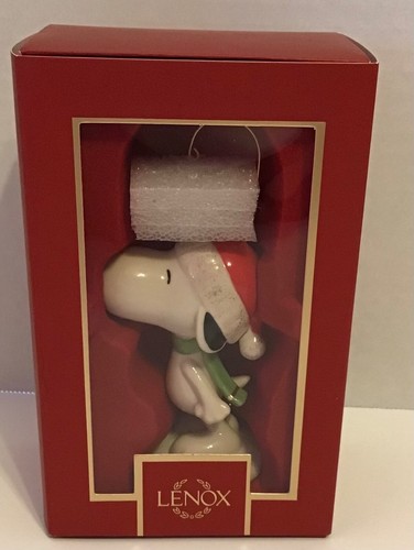New LENOX Snoopy”Under the Mistletoe” Porcelain Christmas Ornament 5 ...
