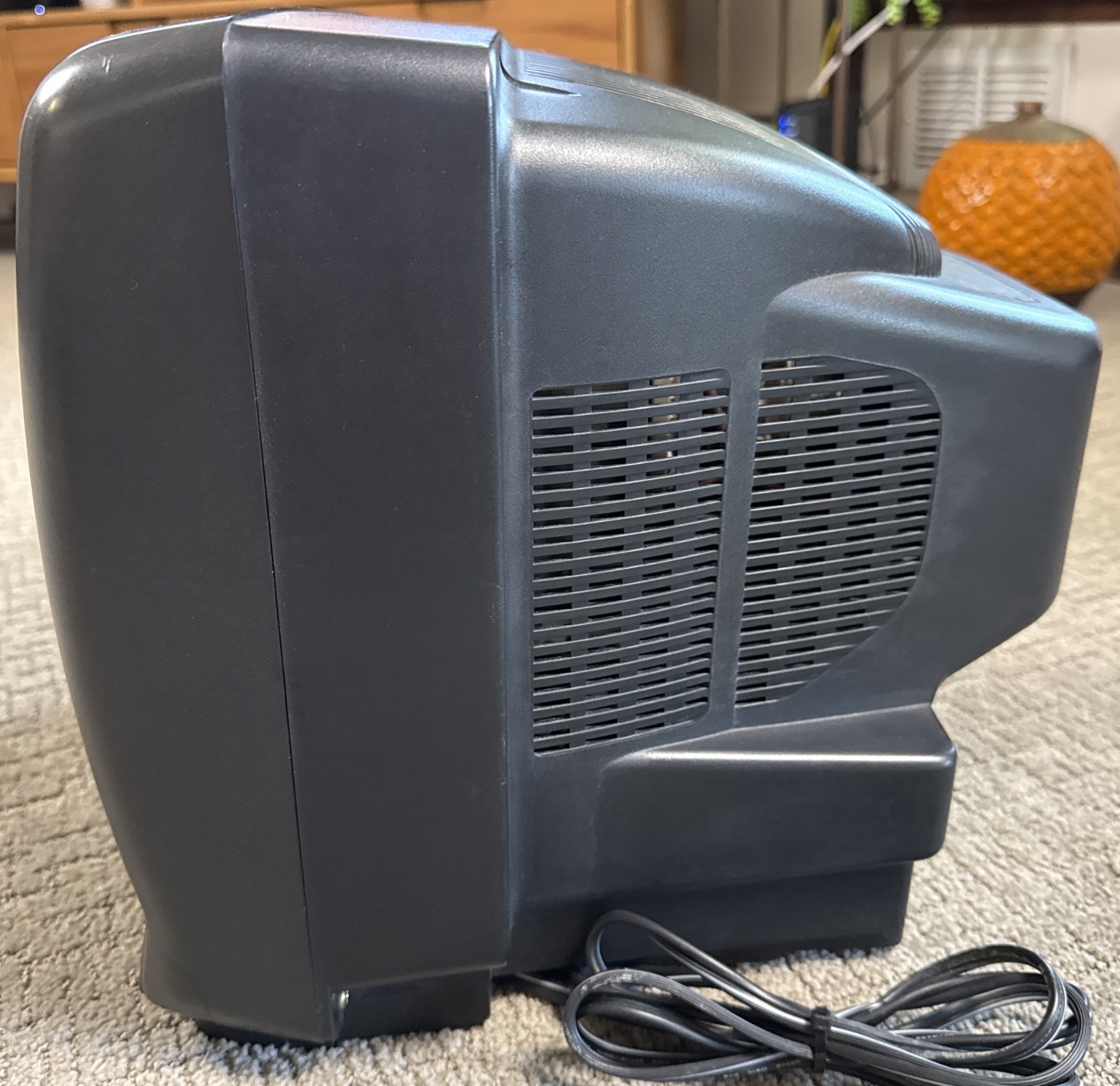 Hitachi C1134 13” Retro Gaming CRT Television TV w Remote | eBay