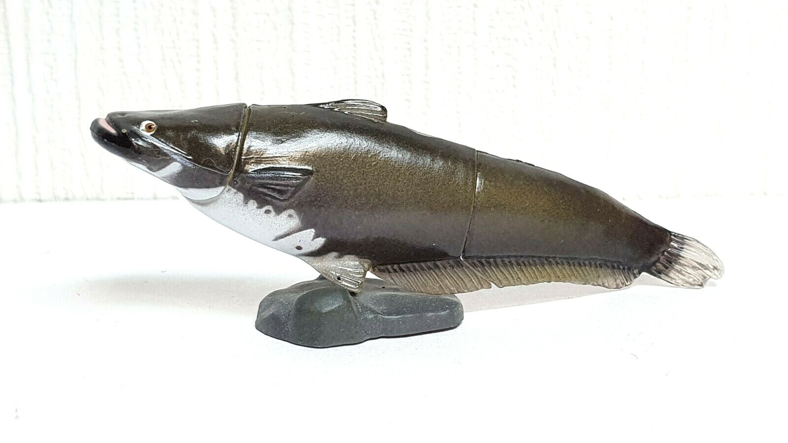 Kaiyodo Choco Egg LAKE BIWA GIANT CATFISH fish animal figure Chocoq | eBay