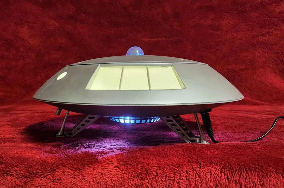 Lost in Space Polar Lights 1:48 Jupiter 2 Display Model LIGHTED, SOUND ...
