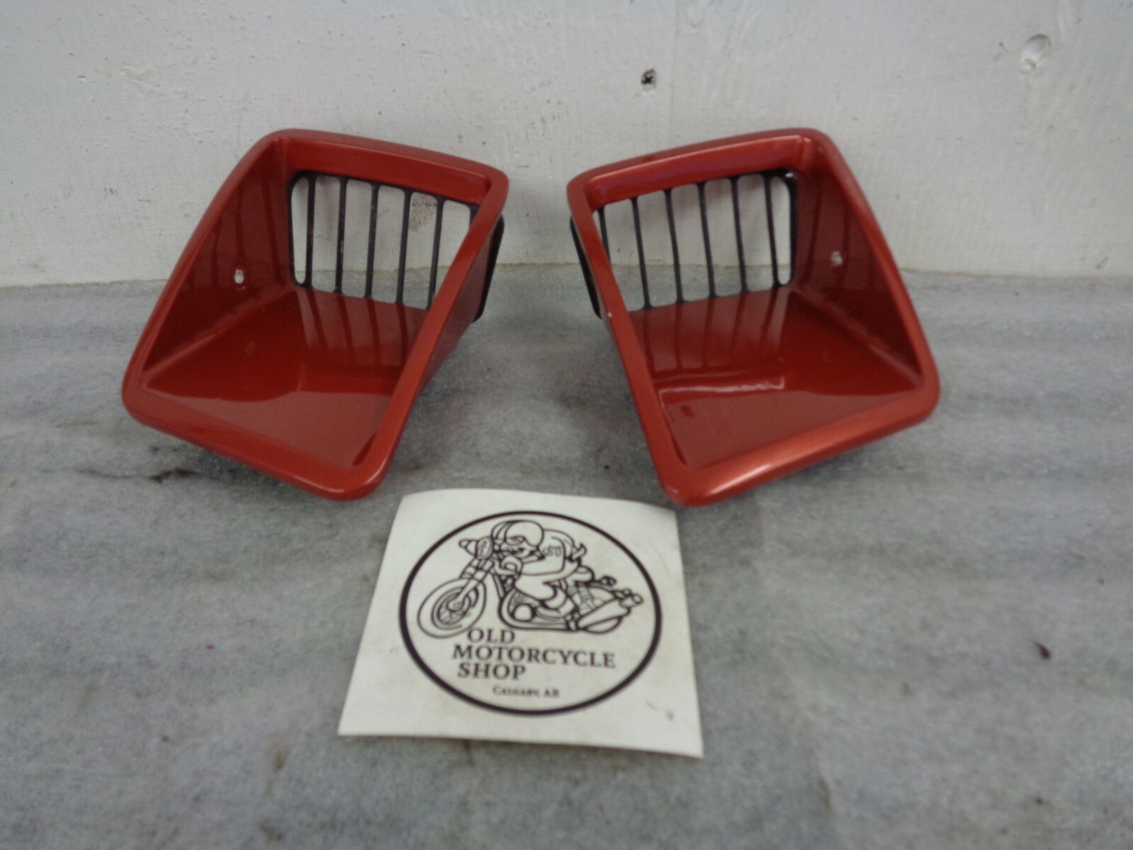 1986 86 BMW R80RT AIRHEAD OEM LEFT & RIGHT FAIRING AIR VENT LOUVER | eBay
