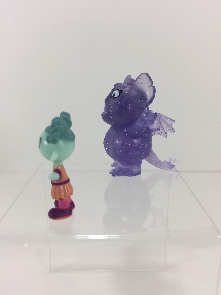 Disney Vampirina CREEPY CAROLINE DOLL & Glowtastic GREGORIA Accessory ...