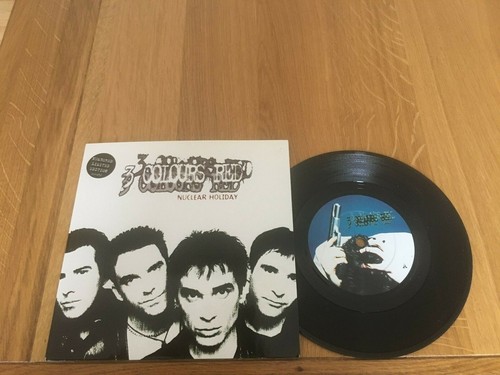3 Colours Red-nuclear holiday.7" | eBay