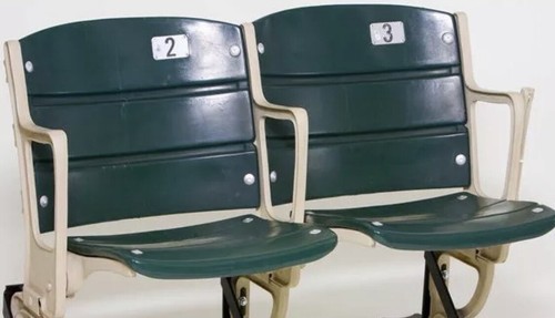 Shea Stadium COMMEMORATIVE MEDALLION seats, GREEN, set of 2 - NY METS ...