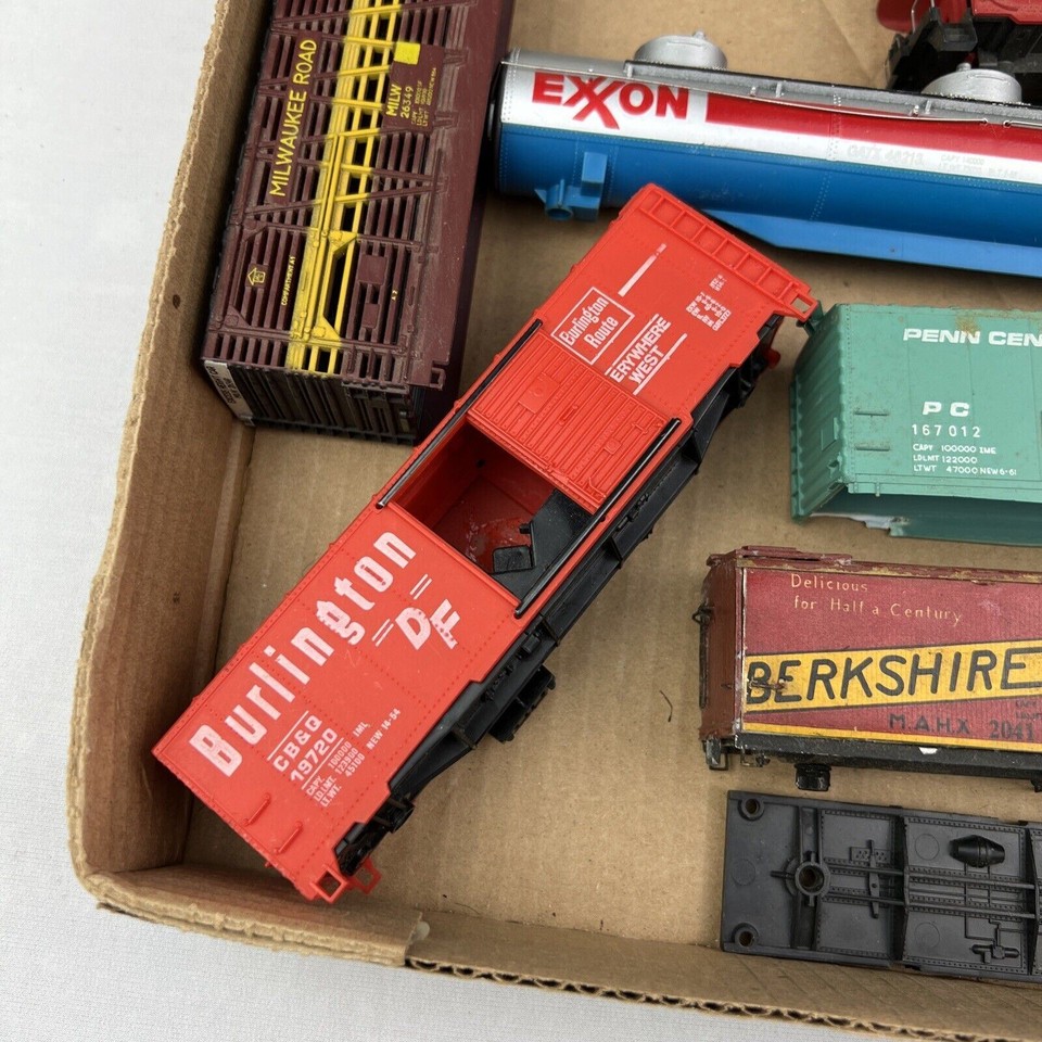 Mixed Lot of Vintage HO Scale Trains / Shells / Base Pieces / Tanker | eBay