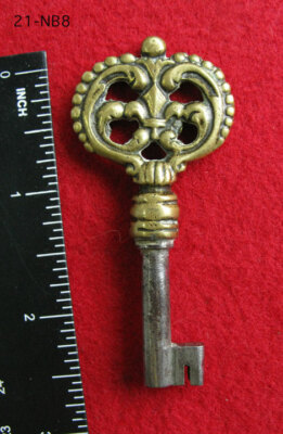 Locks & Keys - Vintage Antique Brass Skeleton Keys