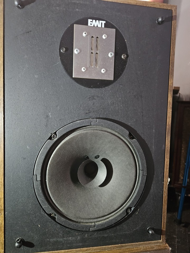 PAIR of Vintage INFINITY QE Speakers Bookshelf speakers Emit Tweeters ...