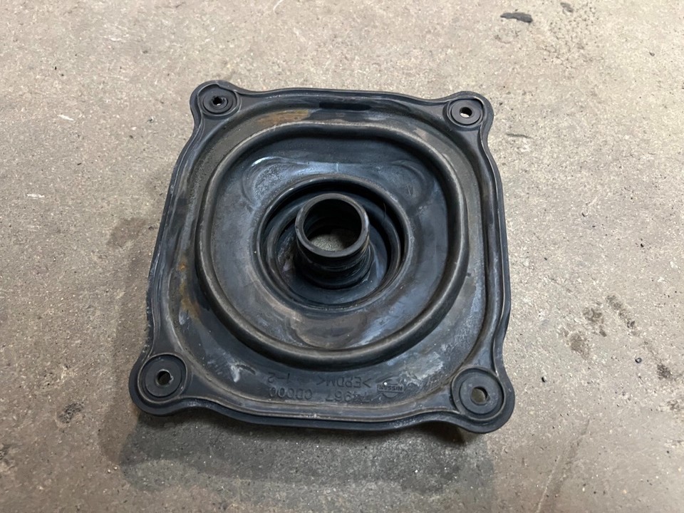 Nissan 350Z Infiniti G35 Manual Shifter Insulator Rubber Boot Grommet ...