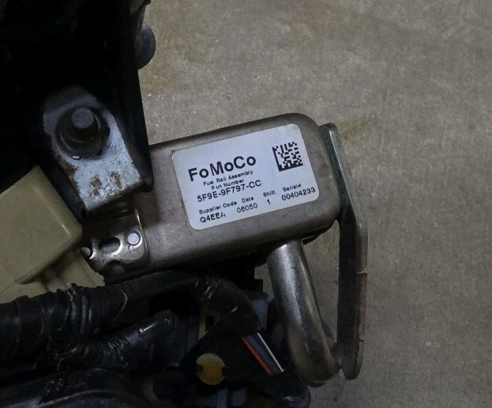 2005-2007 Ford 500 Five Hundred Freestyle 3.0L Engine Upper Intake ...