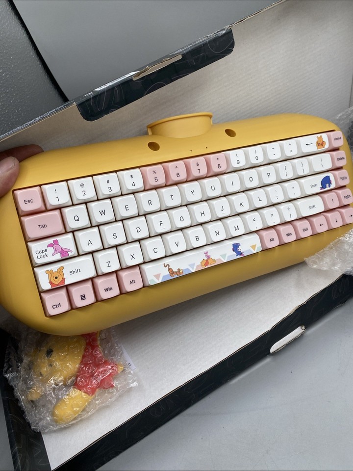 Disney Winnie the Pooh Molded Buddy Wireless Keyboard USB Receiver Open ...