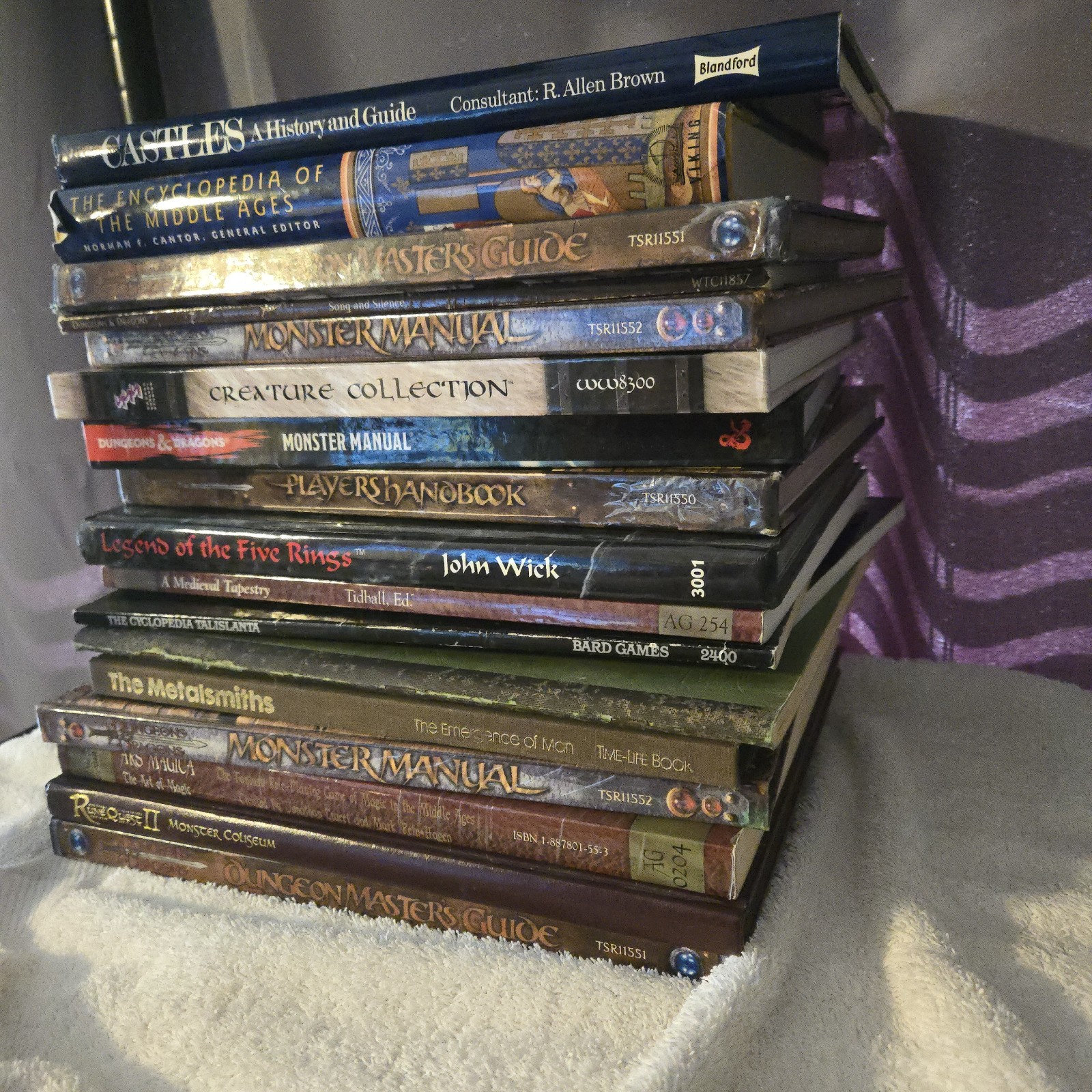 Lot of Dungeons and Dragons/Vintage TTRPG Books | eBay