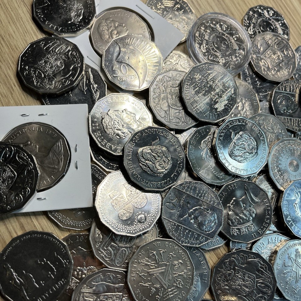 Mixed UNCIRCULATED 50 Fifty Cent Coins - 5 Australian Commemorative ...
