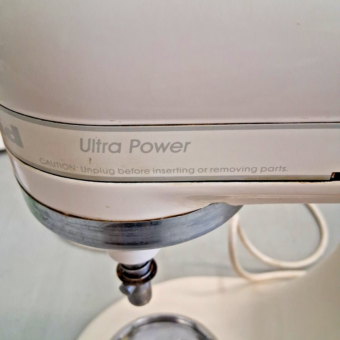KitchenAid KSM90 Cream 300 Watts Corded Ultra Power Countertop Stand ...
