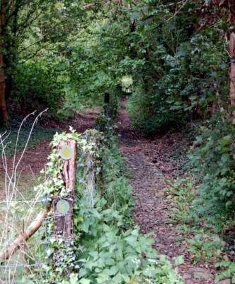 Photo 6x4 Footpath to Stockton near Barn Cottage Model Village/SP4164 ...