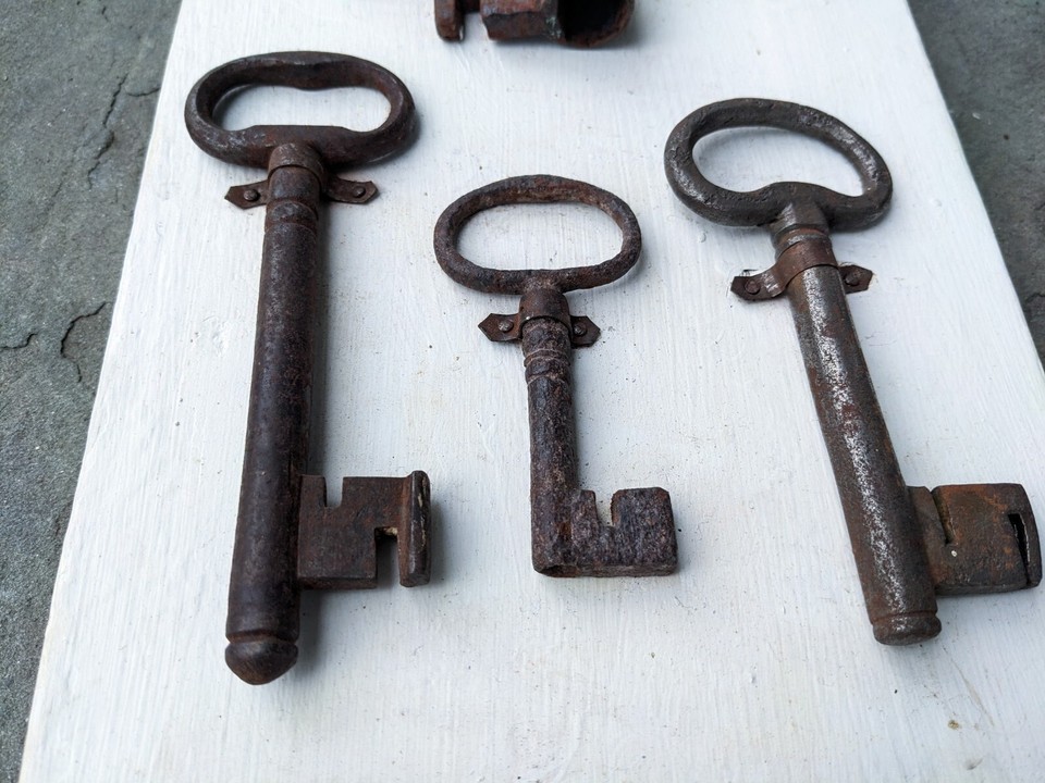 Antique Large Keys, 15 Iron Keys for Large Doors and Gates, pre 18th c ...