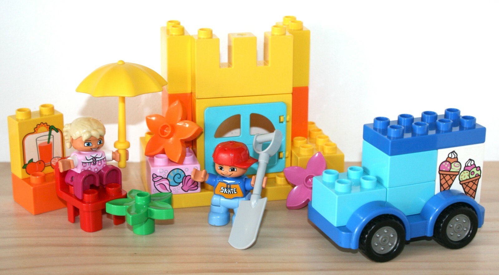 LEGO DUPLO Beach Fun with Sandcastle and ice cream van | eBay