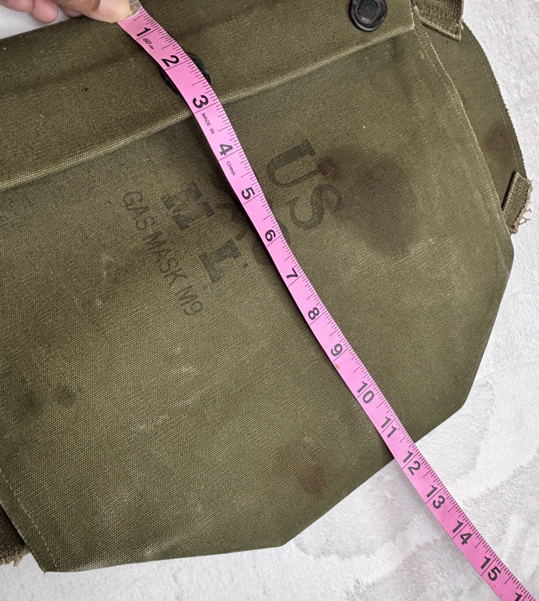 Vintage Post WWII Era Gas Mask Carrier Bag M9 Snaps Strap Logo FLAW AS ...